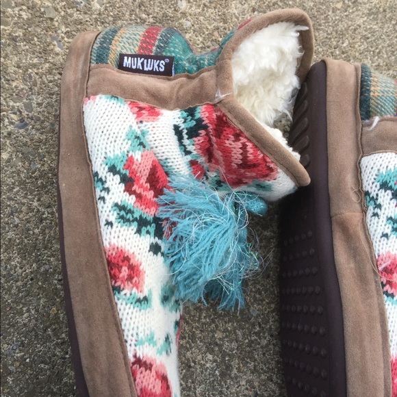 Muk Luks | Shoes | Womens Muk Luks Slipper Booties Lined Size M 78 ...